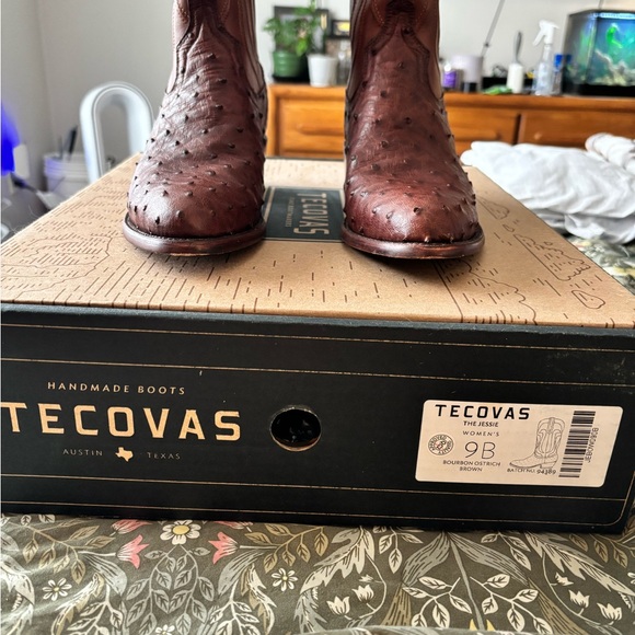 Tecovas | Shoes | Tecovas Brown Heeled Boots Classic Leather Design ...